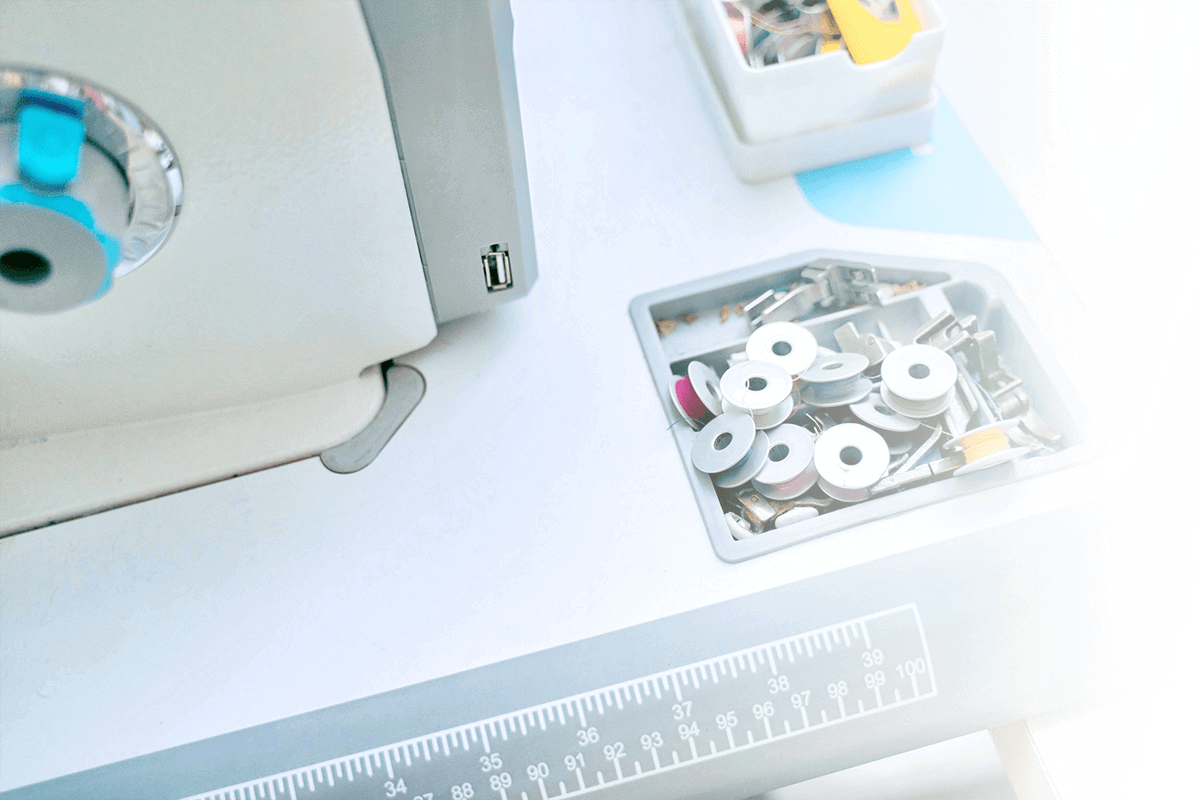 Manufacturer and exporter of zipper roll-CB Zipper