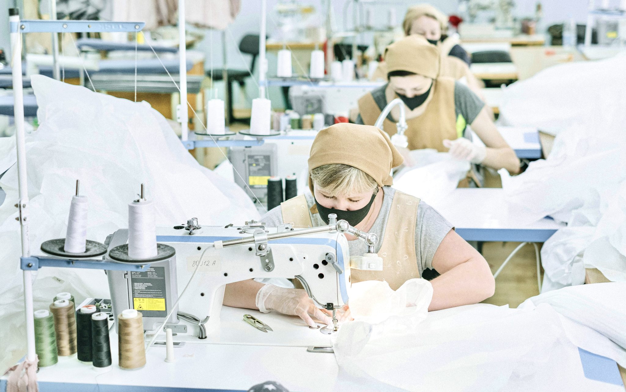 What’s the Right Zipper Product Choice for Your Sewing Project - CBZIPPER